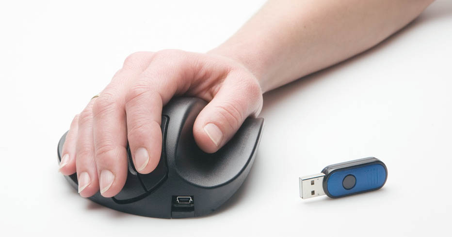 Top 5 Reasons to Use an Ergonomic Mouse - Human Solution