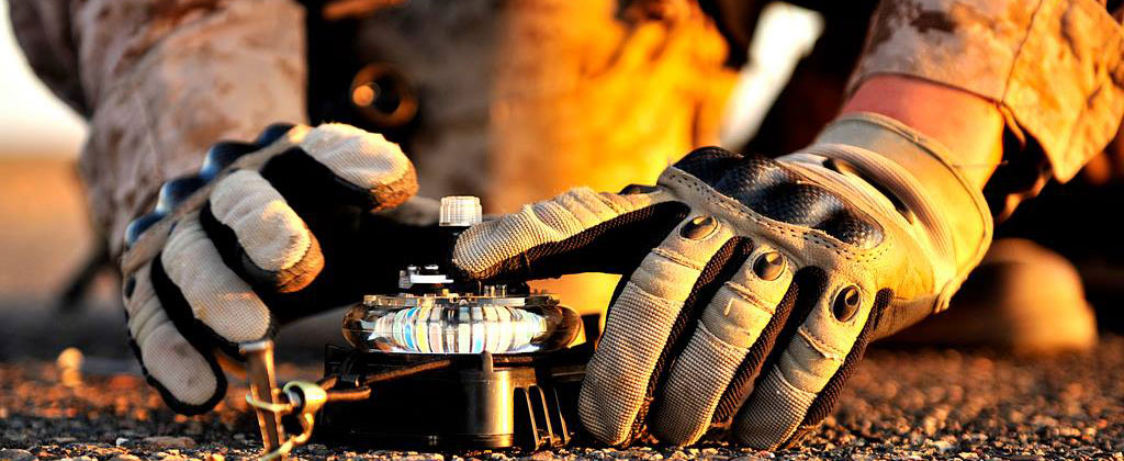 Military Lights | Discounts For Military | Hand Held Lights - Phantom ...